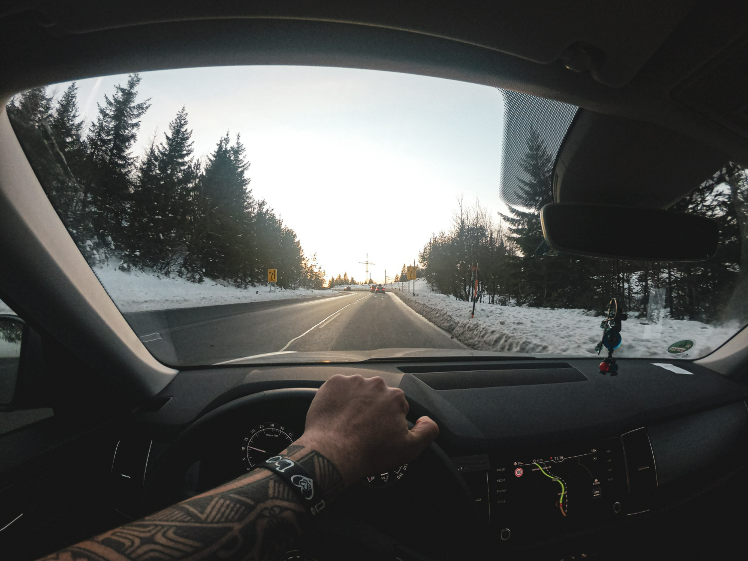 Does Insurance Cover Windshield Replacement & Repair? - Autoglass Xpresss